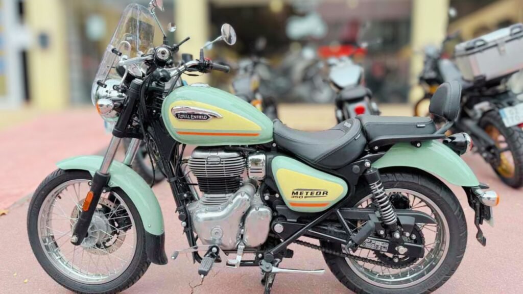 Royal Enfield Meteor 350 2025 – Timeless Cruiser Now More Advanced and ...